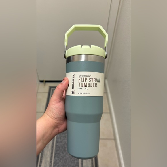 Stanley | Dining | New Stanley Iceflow Flip Straw Shale 3oz | Poshmark
